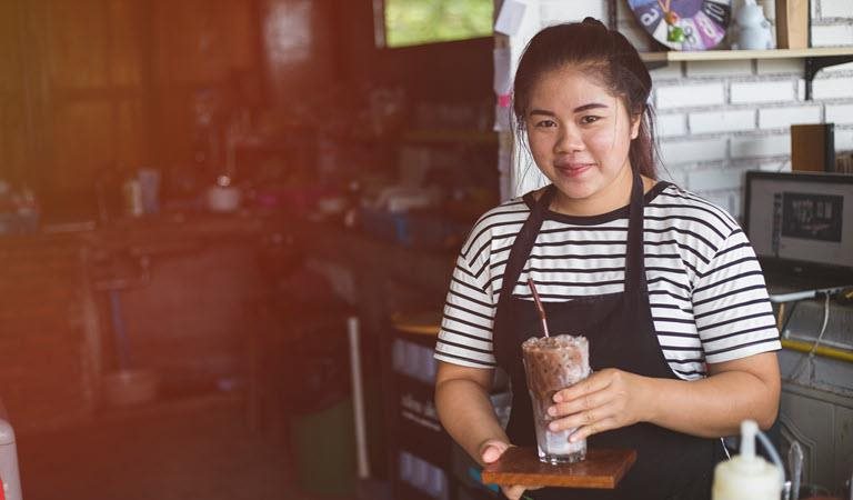 Studenten in de horeca: wat je als werkgever moet weten over loon ...